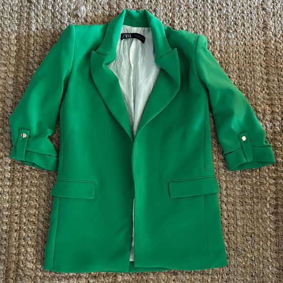 Zara | Jackets & Coats | Zara Rare Bright Green Blazer Rolled Up ...